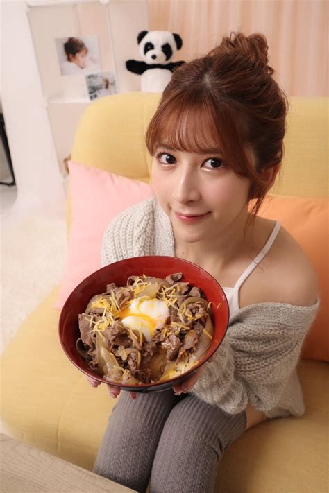 エスワン【公式】 On Twitter 📸 エスワンオフショット ／ 今日は 食べ写 の撮影で りりぴが来社してくれました～😘🥄💕