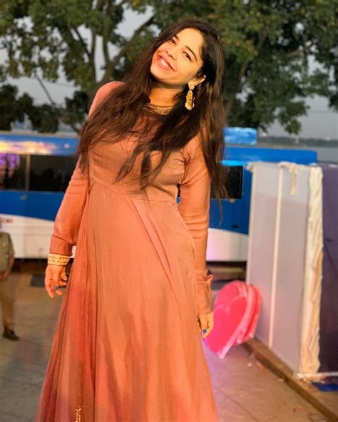 Lipsika Singer Photos