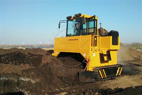 Crawler Type Compost Turner Realiable Performance And Easy Operation