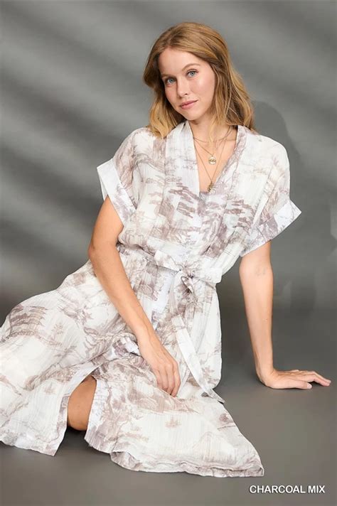 Love Me Softly Midi Dress Whitlyns