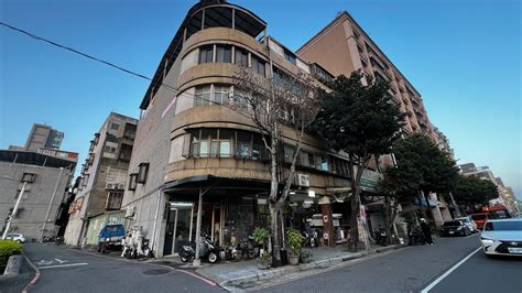 林口長庚買房賣房｜老吳｜仁愛路低總價21房｜21房｜老街商圈｜788萬 Youtube