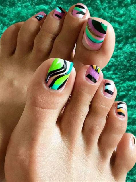 Simple Nail Art Designs For Toes