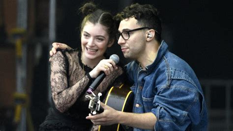 Twitter Sounds Off On The Rumors About Jack Antonoff Dating Lorde Iheart