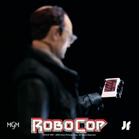 Robocop The Villains Of Old Detroit Clarence Boddicker 110 Scale Action Figure