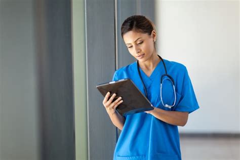 Cuidados De Enfermagem Exemplos Sobre Como Redobrar A Aten O