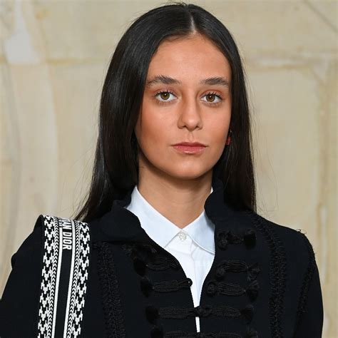 Victoria Federica Se Lleva Su Look De Loewe Más Osado A Los Desfiles De París Vanity Fair