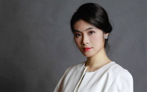Top 10 Những Người Xinh đẹp Nhất Việt Nam được Yêu Thích Nhất