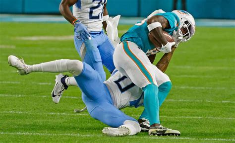 Nfl Bans Hip Drop Tackle Fantom Sports Industries