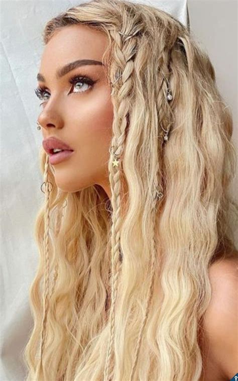 Pin By Ernest Walker 30 Cute Bubble Braid Hairstyles Bubble Braid Gigi