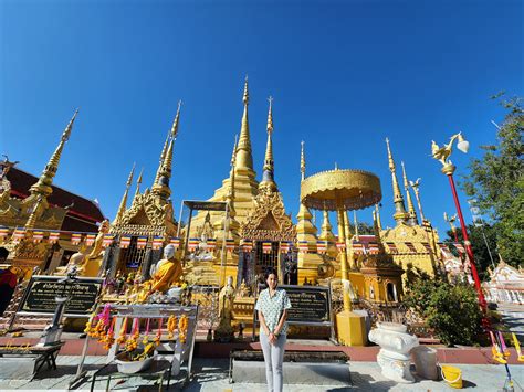 Readme Me ไหว้พระ ขอพร สักการะวัดดัง เมืองตาก