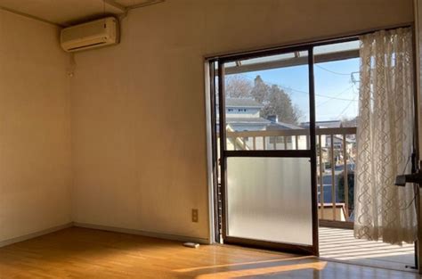 リノベーション前の中古住宅の内見案内