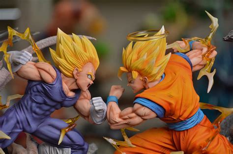 Wl Ssj Goku Vs Majin Vegeta Statuecorp