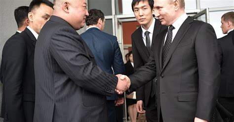 Ким Чен Ын поздравил Путина с Днем Победы Новости Mail