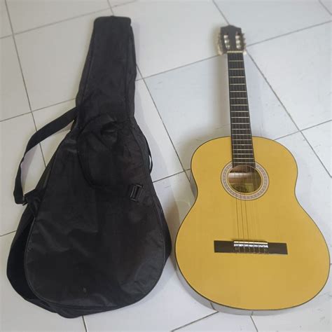 Gitar Akustik Musik And Media Alat Di Carousell