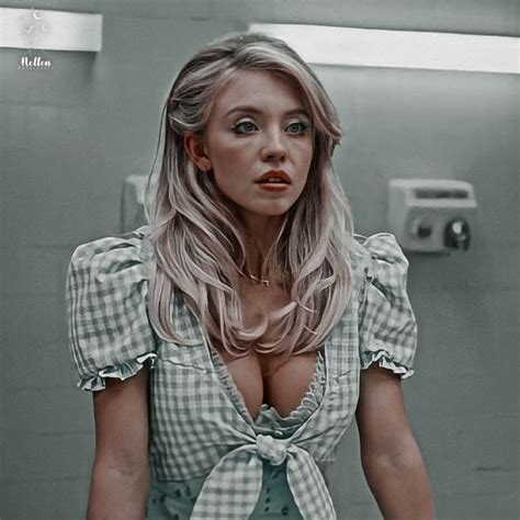 Cassie Howard Icon Garotas Poses Mulheres Atléticas