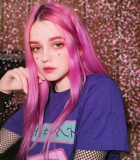 Розоволосая девушка фото и картинки 48 штук