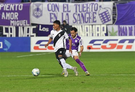 Defensor Sporting Vs Danubio Hora Y Tv Del Clásico Que Define El