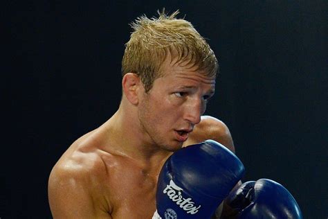 Tj Dillashaw Denies Training With The Enemy Claims Conor Mcgregor Is