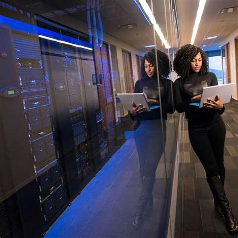 How Does Zero Trust Architecture Strengthen Security In Multi Cloud
