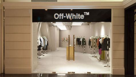 潮牌顶流off White塌房了界面新闻 · 时尚