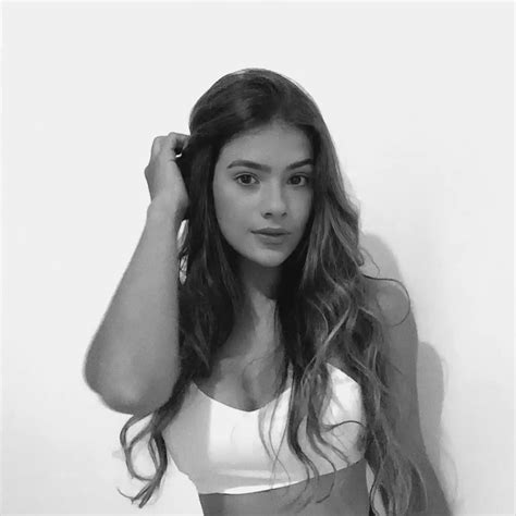 Who Is Raiane Lima Meet Gabriel Jesus Stunning Girlfriend