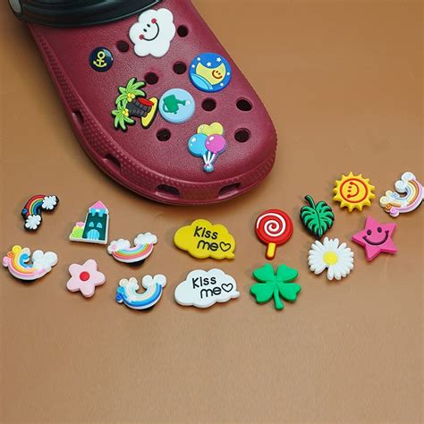 พร้อมส่ง กระดุมติดรองเท้า Croc Jibz Pins หลากสีสัน Diy Shopee Thailand