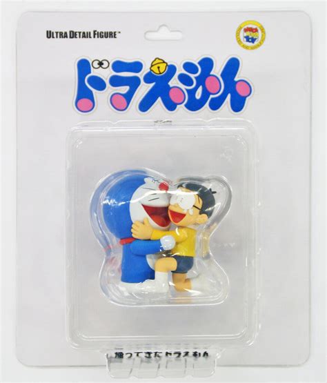 Ultra Detail Figure Doraemon Hug Nobita Playe