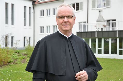 Und Dann Die Hände Zum Himmel Pater Alexander Holzbach Verlässt