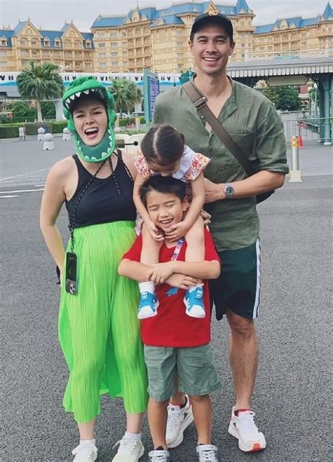 แม่ลิเดีย อวดความสวย น้องเดมี่ คิ้วเป๊ะตากลมโตจิ้มลิ้มมากๆ