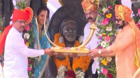 Sharad Pawar Ncp Group Launches Tutari Party Symbol At Raigad