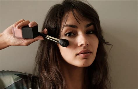 Cuál es el orden para aplicar el maquillaje Esta es la guía para