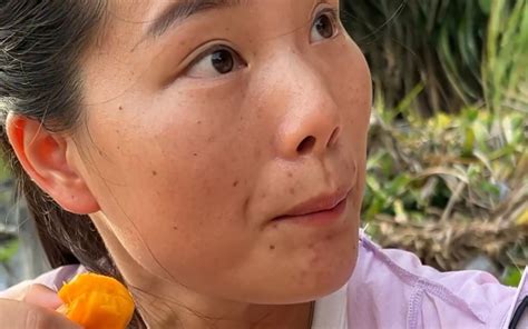 荒岛求生 山上的野菠萝也快被我们吃完了 户外平头哥 户外平头哥 哔哩哔哩视频