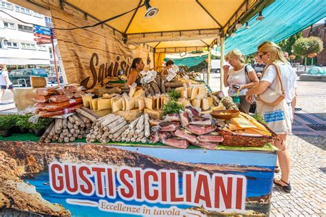 Jarmark włoski we Wrocławiu do 21 sierpnia Tu kupisz oliwki wędliny