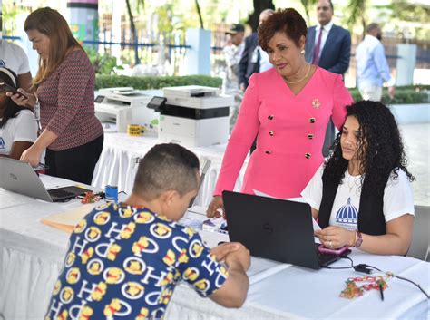 Josefa Castillo Informa 635 Personas Sometieron Expedientes Para Optar