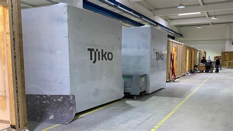 Wir durften die Fertigung von Tjiko besichtigen