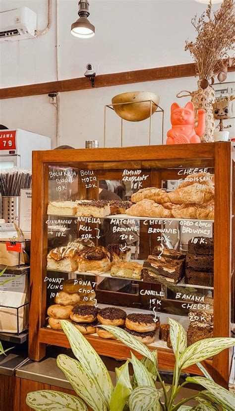 Pin By Sofya Fahma On Cozy Coffee Bakery Decor Coffee Shop Design