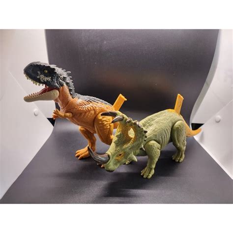 Mattel Toys Jurassic World Dominion Roar Strikers Sinoceratops
