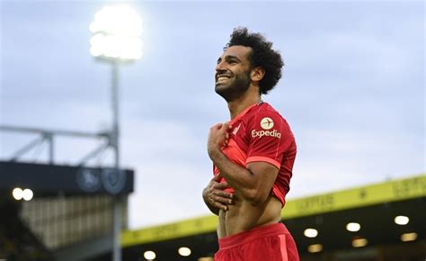 Liverpool abre conversas para renovar contrato de Salah até 2025 diz