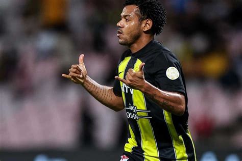 رومارينيو جاهز لمواجهة الاتحاد والرياض في الدوري السعودي المصري اليوم