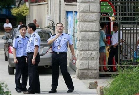 上海一名美籍教师涉嫌性侵7名儿童被捕 Us Teacher Held Over Sex Abuse Cn