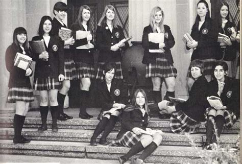 Ne Kurvat E Gjimnazit Lajme Al