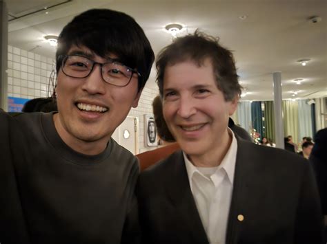 포스텍 시스템생명공학부 I Bio 겸임 이상민 교수 포스텍 노벨화학상 수상자와 네이처 공동 발표