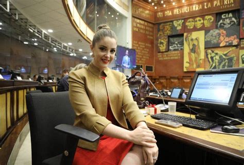 Mónica Palacios suspendida por 60 días de la Asamblea Nacional Sucre Noticias