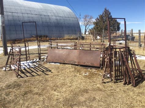 Livestock Systems Sheep Sorting Pen W Feed Panel Bigiron Auctions