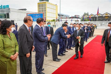 សម្តេចអគ្គមហាពញាចក្រី ហេង សំរិន