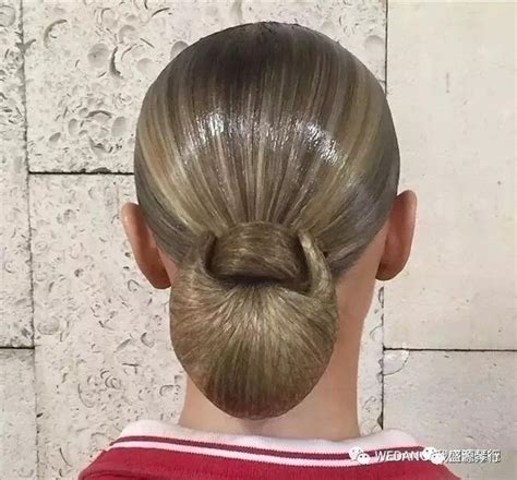 拉丁舞头发造型图片拉丁舞头发造型儿童拉丁舞头发造型文秘苑图库