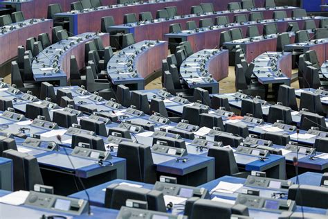 Come Cambierà Il Parlamento Europeo Con I 15 Seggi In Più Policy Maker