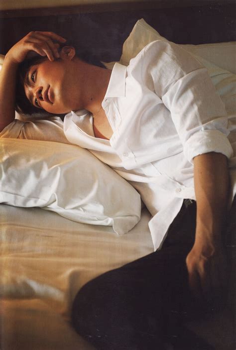 Narimiya Hiroki Japanese With Images Male Portrait Poses Asian