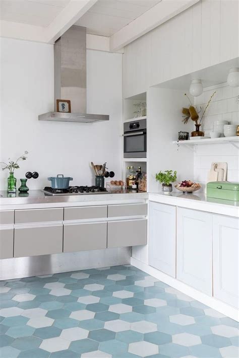 Binnenkijken In Een Boerderij In Hemelum Vtwonen Tegelvloer