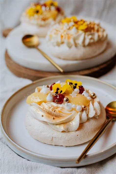 Pavlova Taartjes Met Lemon Curd Beaufood